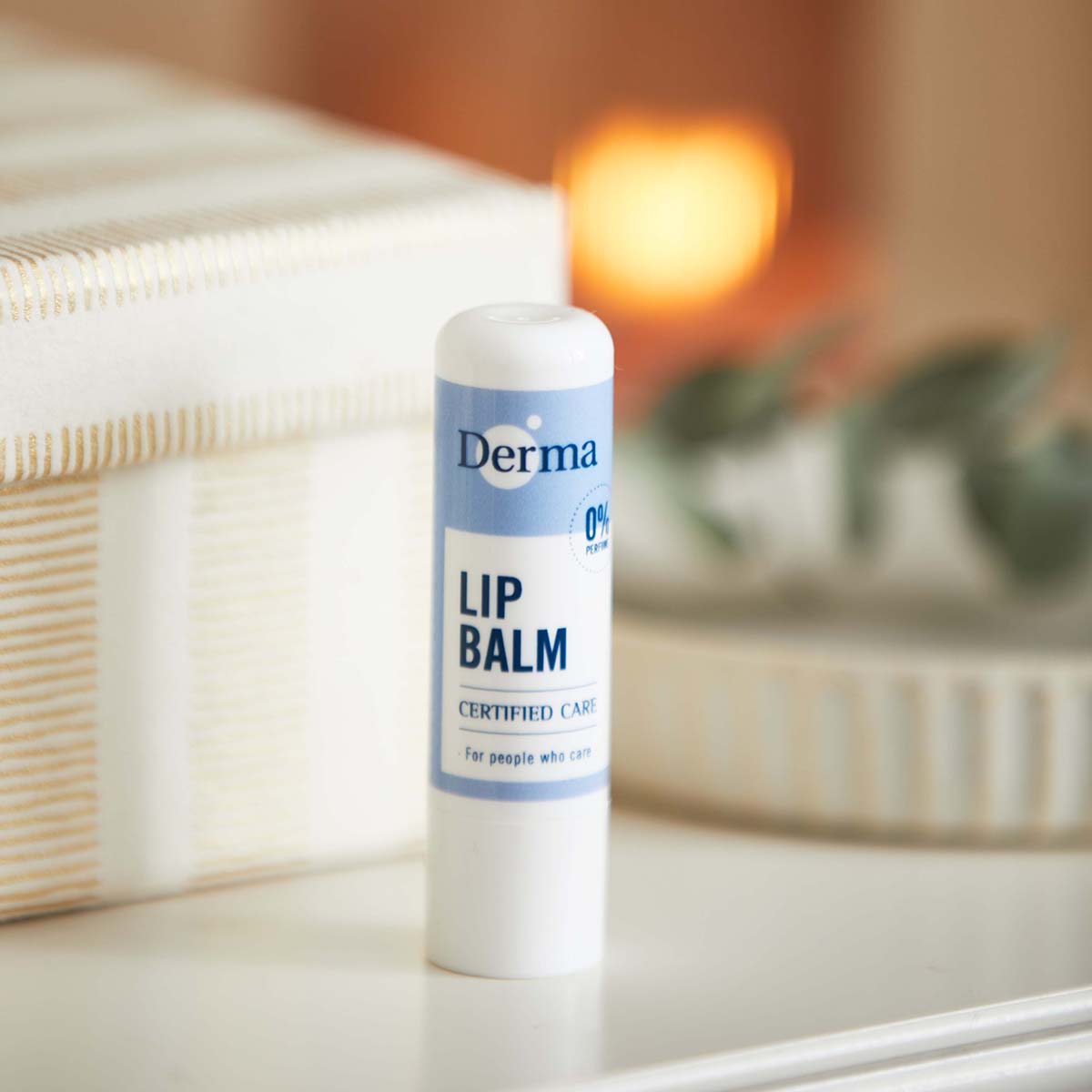 Allergivenlig læbepomade til tørre læber fra Derma I Køb her!