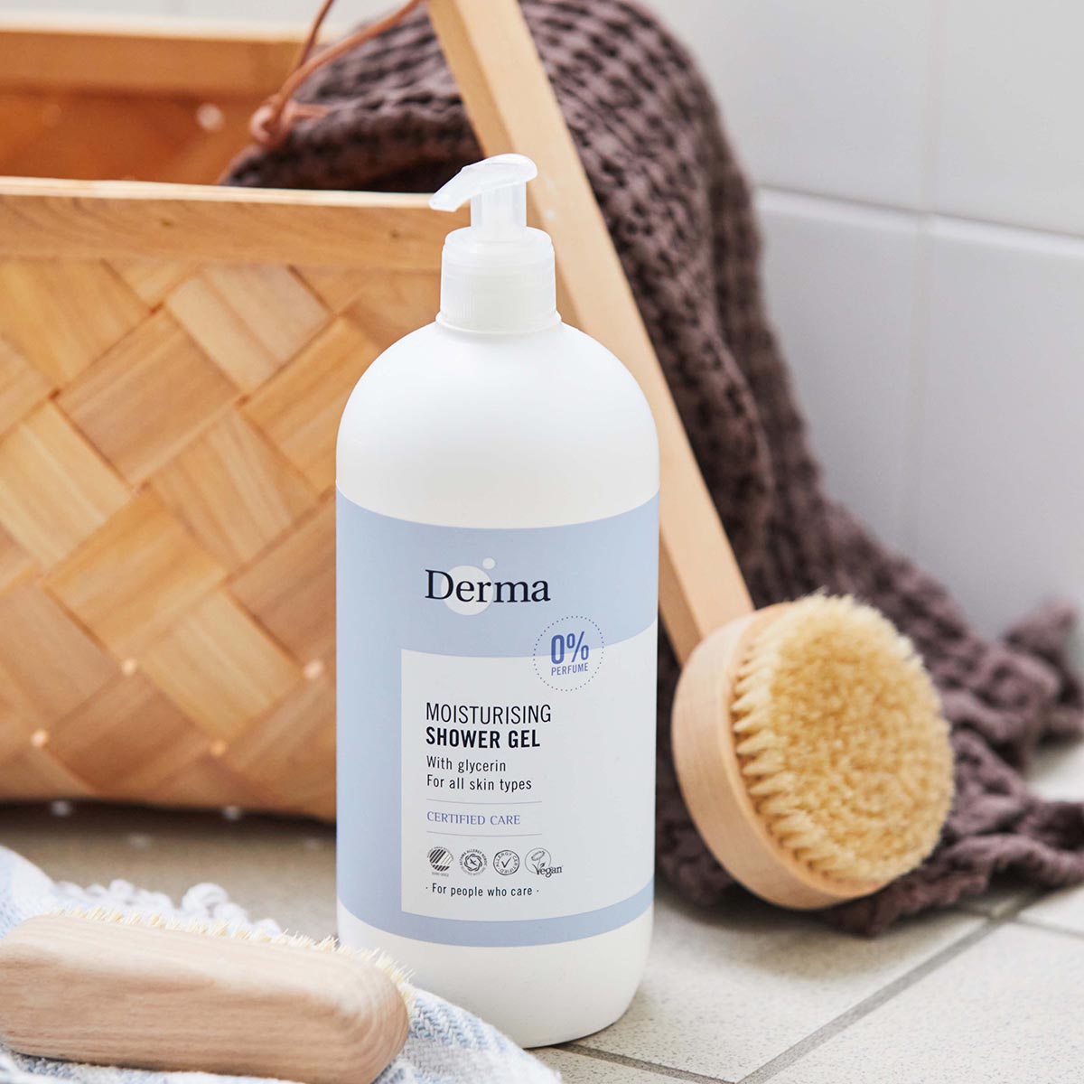 Bodyshampoo fra Derma. Parfumefri og plejende. Køb her!